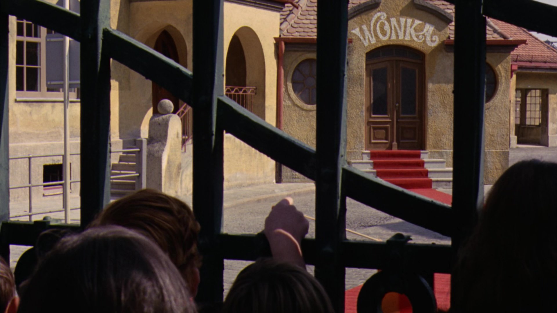 Willy Wonka & the Chocolate Factory (1971) - Movie Stills and ...